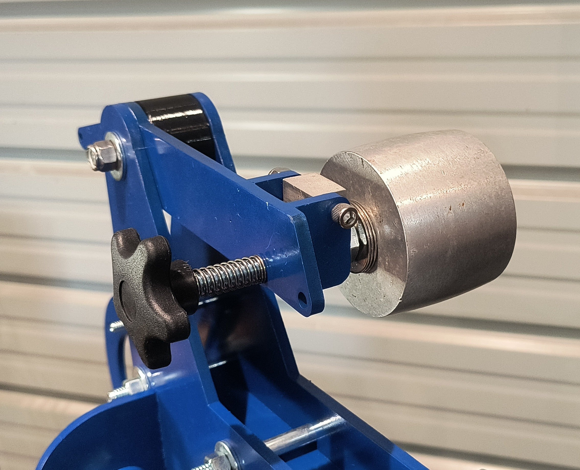 DIY Grinder